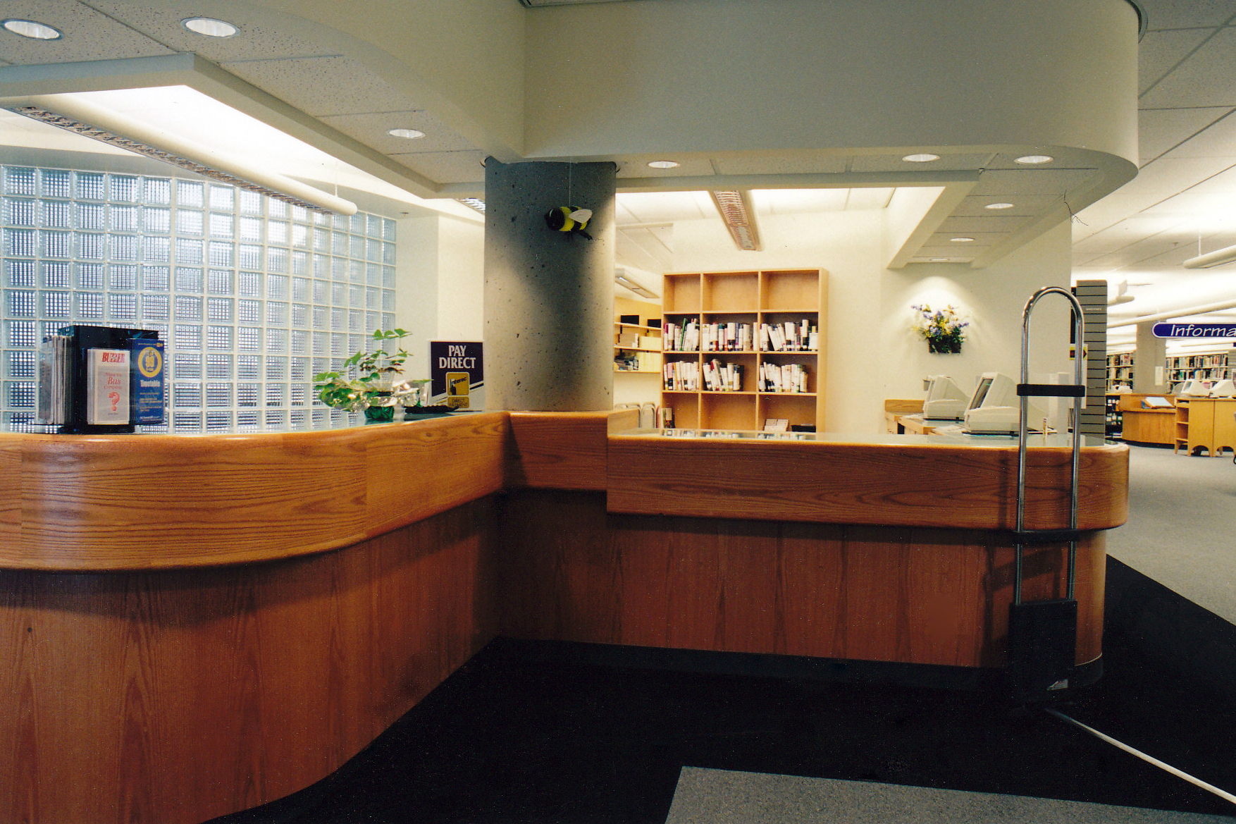 reception counter | Mission Architectural Millwork